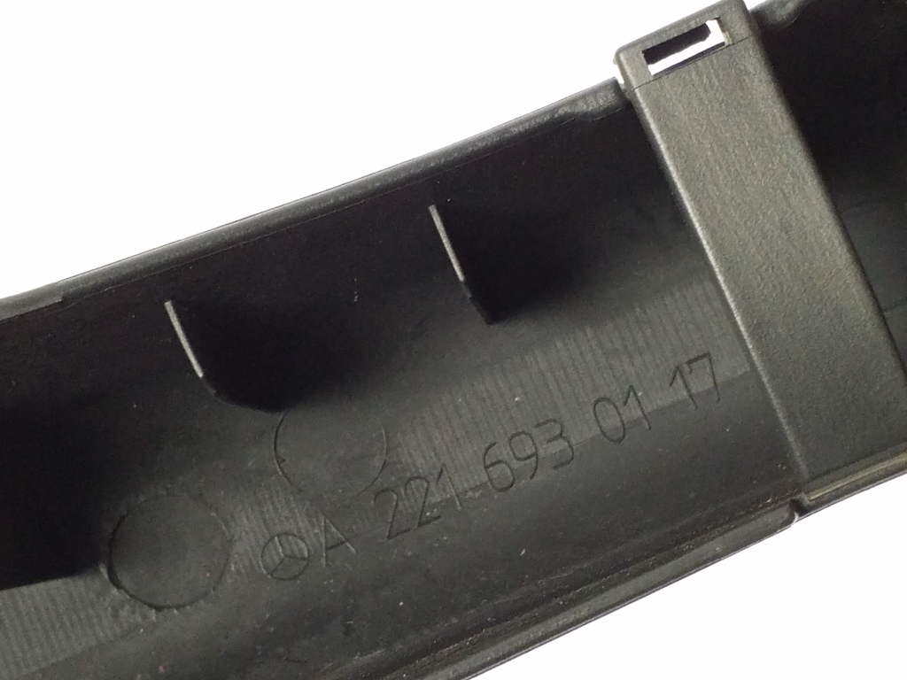 Used Mercedes Benz S-Class Trunk lid hinge trim A2216930117