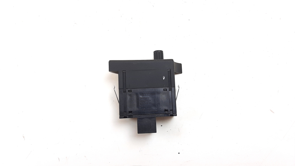 Used AUDI A4 Switch light level regulator 8E1919094
