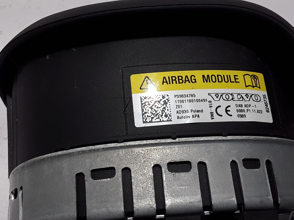 Used VOLVO XC60 Airbag steering wheel 39834785