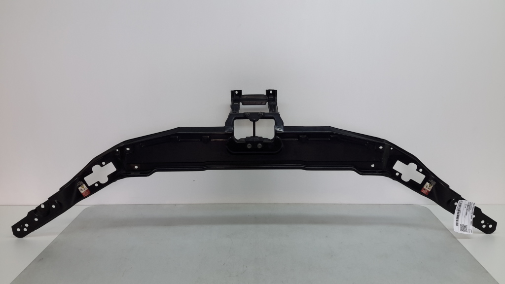 Used Mercedes Benz S-Class The middle part of the front frame A2206200372