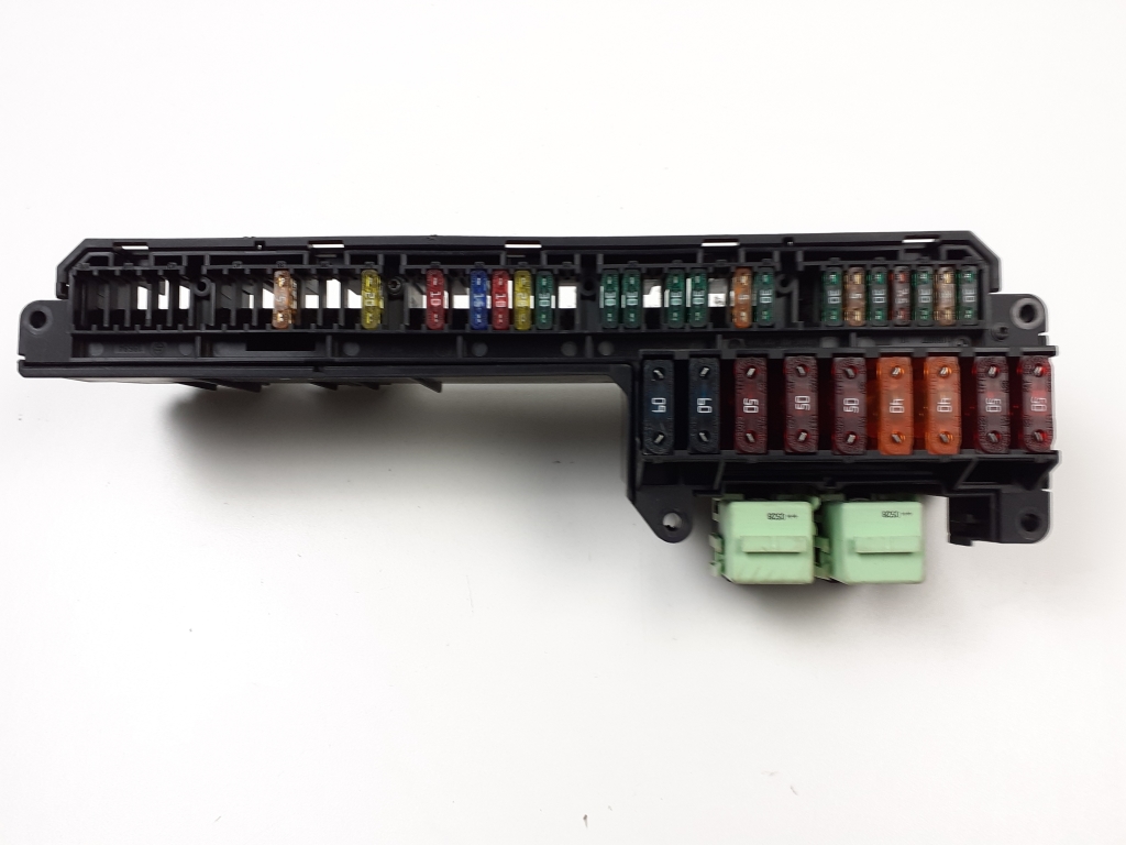 Used BMW 5 SERIES Fuse box in the cabin 61146932452