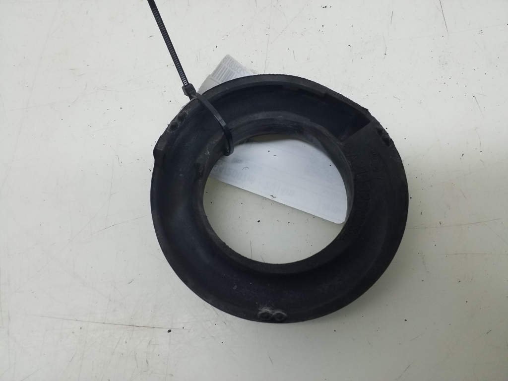 Used Mercedes Benz C-Class Rear spring support A2103250284