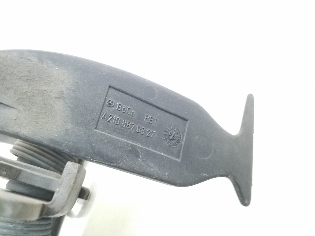 Used Mercedes Benz E-Class Engine cover lock A2028800464