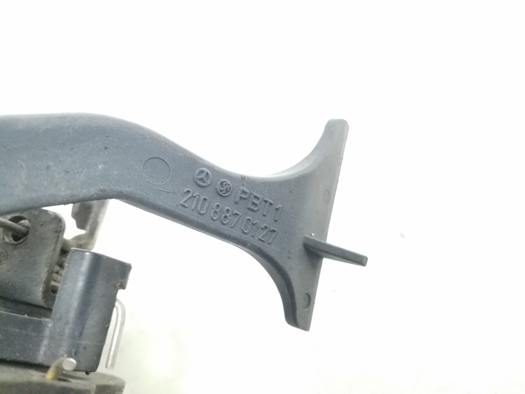 Used Mercedes Benz E-Class Engine cover lock A2028800464