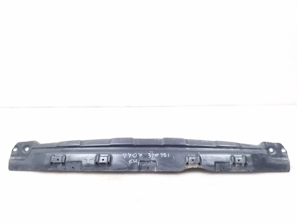 Used AUDI Q7 The middle part of the front frame 7L0805551A