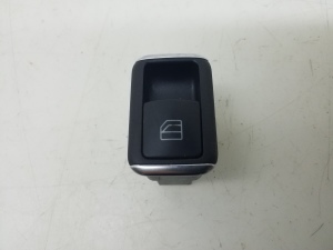Used Mercedes Benz C-Class Rear side door glass switch A2049055502