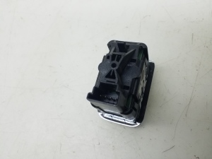 Used Mercedes Benz C-Class Rear side door glass switch A2049055502