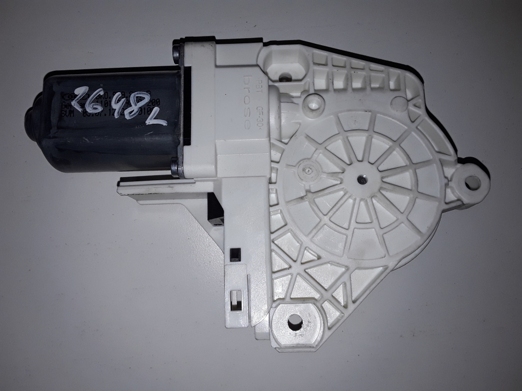 Used AUDI Q5 Front door window motor 8K0959801B
