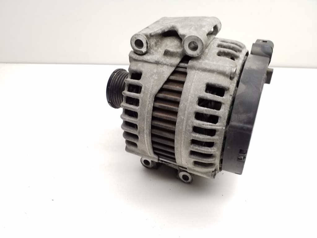 Naudotas Mercedes Benz S-Class Generatorius A0141541302