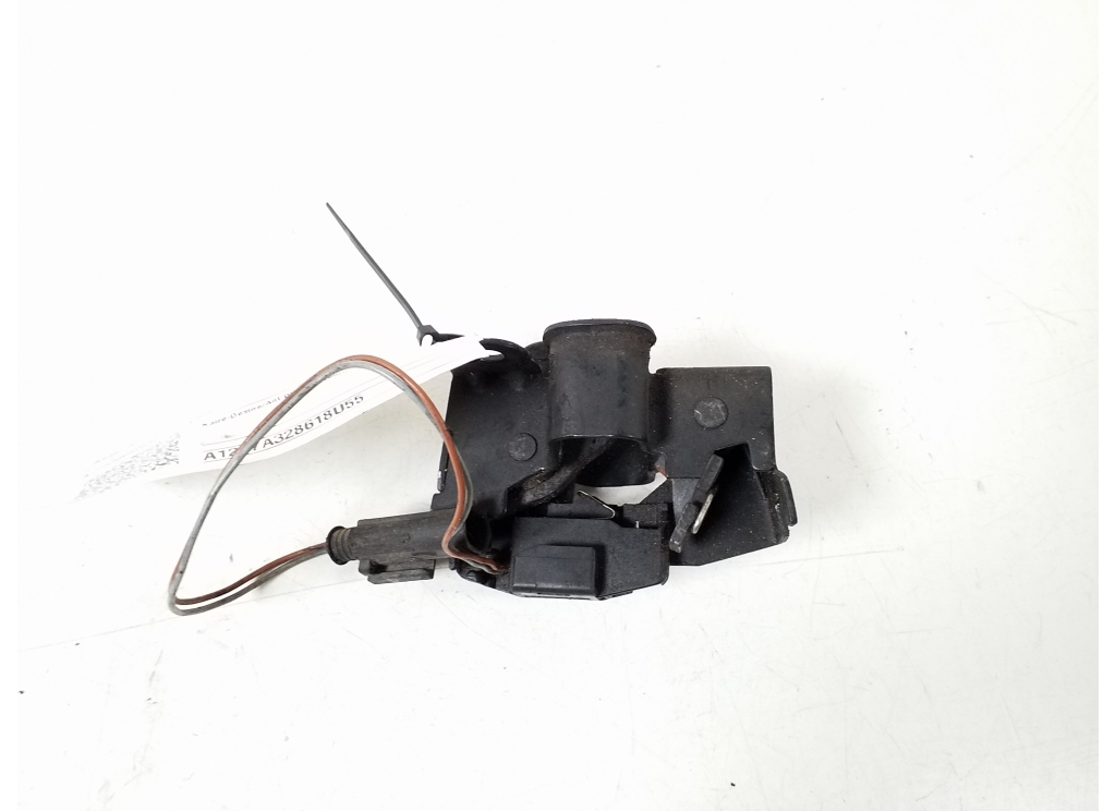 Used Mercedes Benz S-Class Engine cover lock A2208800060