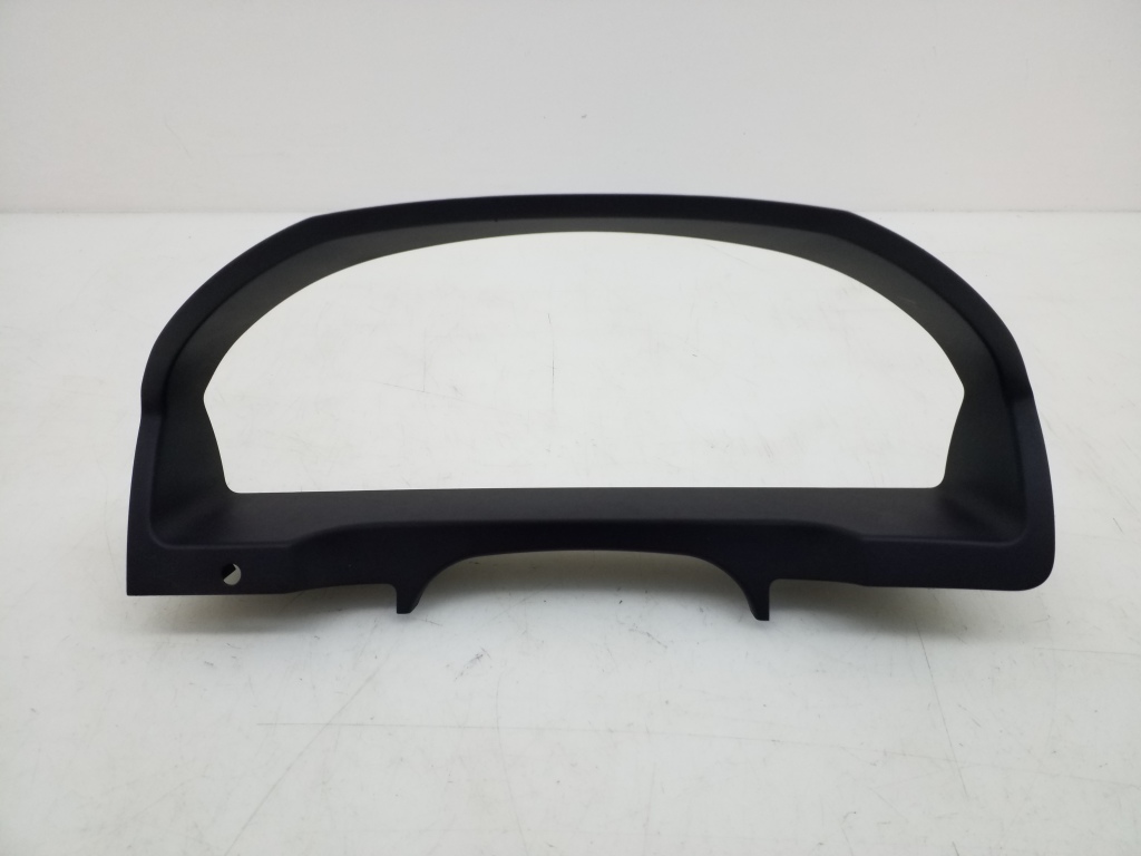 Used Mercedes Benz C-Class Dashboard trim A2046800023