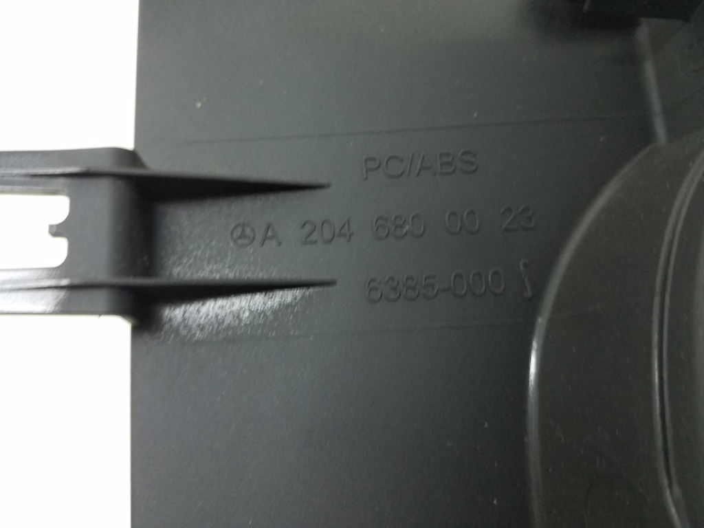 Used Mercedes Benz C-Class Dashboard trim A2046800023