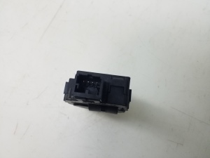 Used Mercedes Benz C-Class Interior shoulder valve motor A2219066900