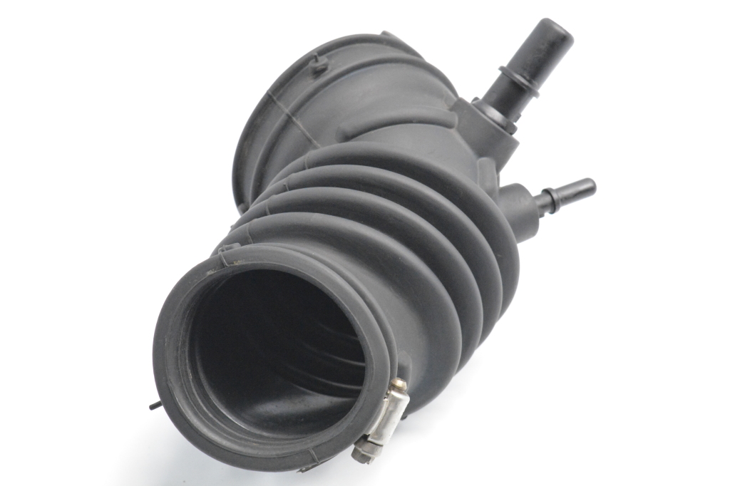 Used Ford Focus Pipe BV619C623AD