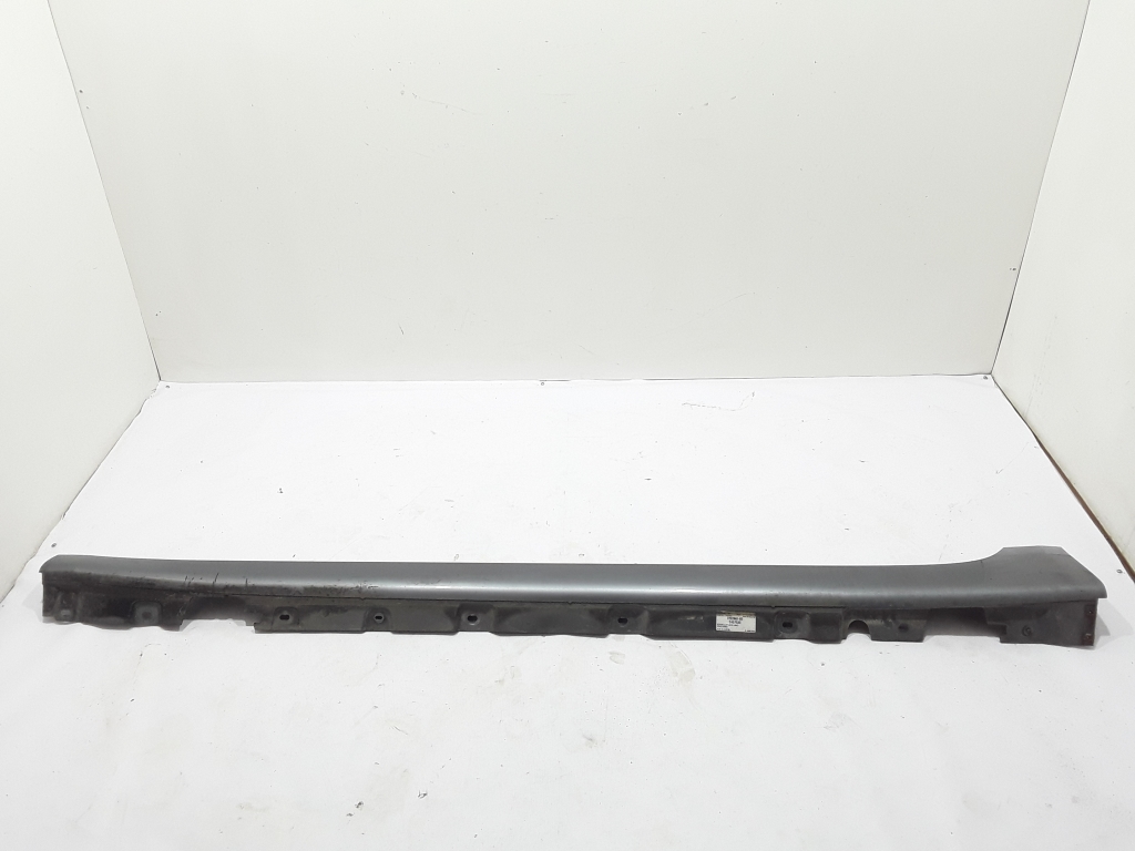 Used BMW 5 SERIES Exterior sill trim 51177233365