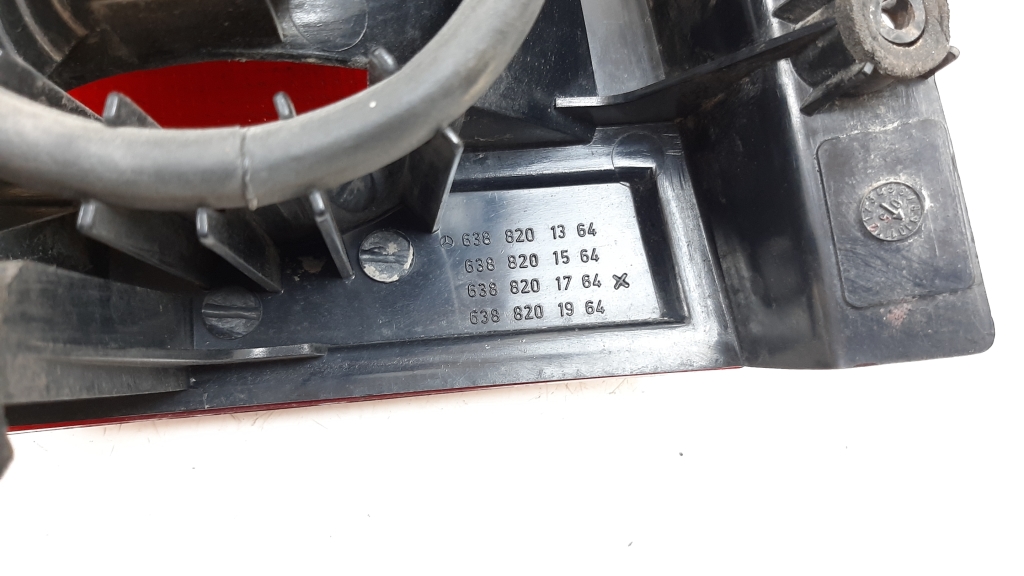 Used Mercedes Benz Vito Rear corner lamp 6388201764