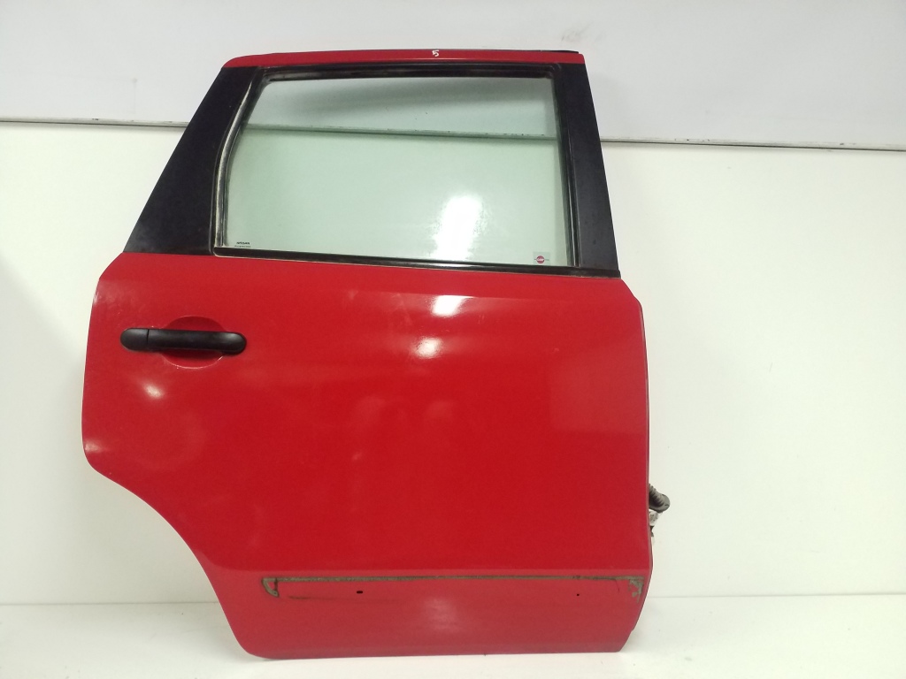 Used NISSAN Note Rear side doors and their parts