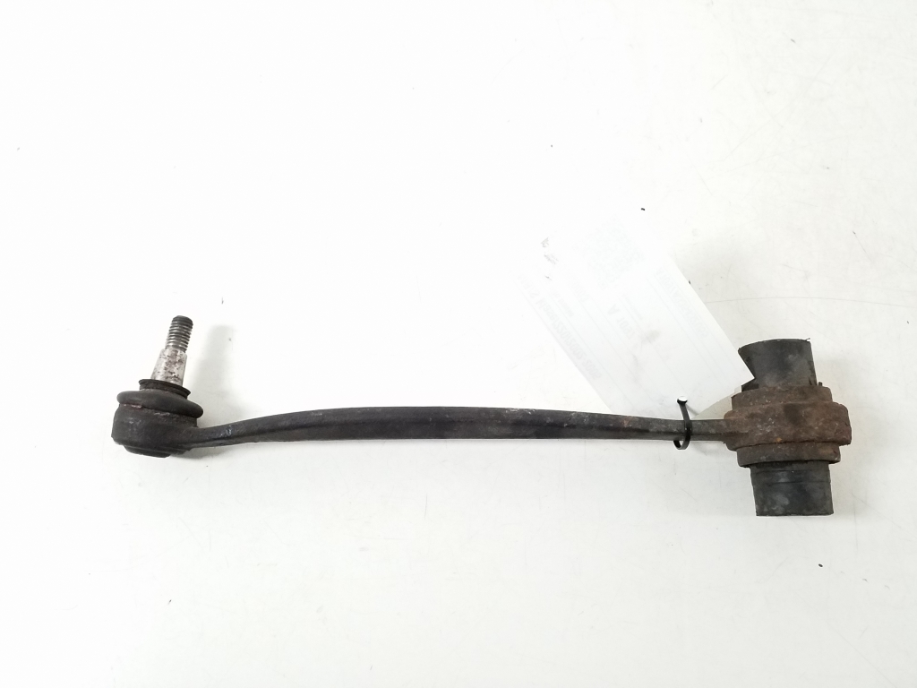 Used Mercedes Benz S-Class The rear axle pulled A2203520003