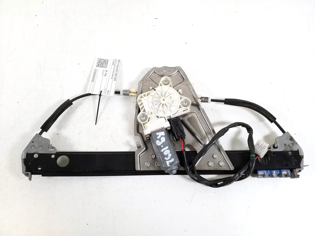 Used Mercedes Benz S-Class Rear side door window lifter and its details