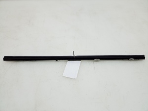 Naudotas Mercedes Benz C-Class Sandarinimo guma po variklio gaubtu ...