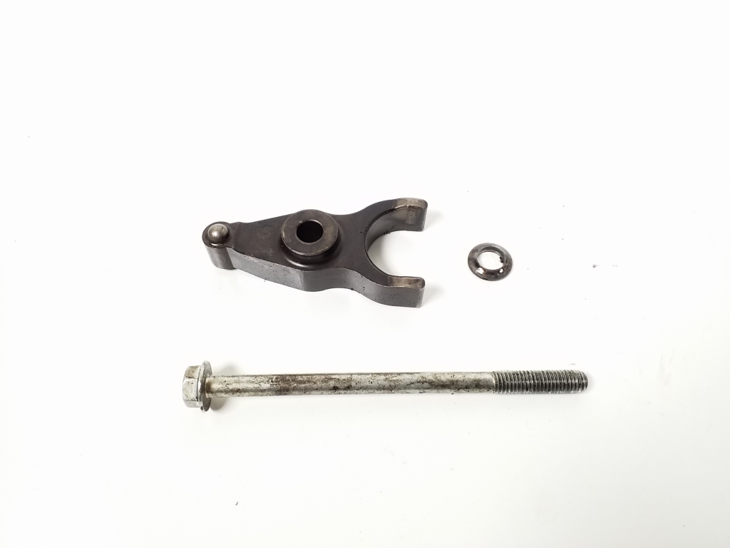 Used TOYOTA Hilux Fuel injector holder 23695-30020