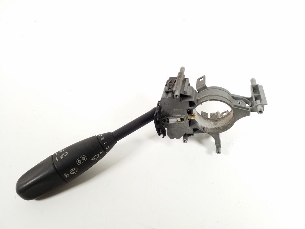 Used Mercedes Benz S-Class Switch and its parts A0005452410