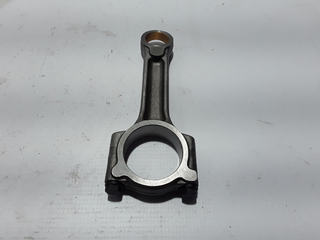 Used Dacia Sandero Connecting rod 7701475074