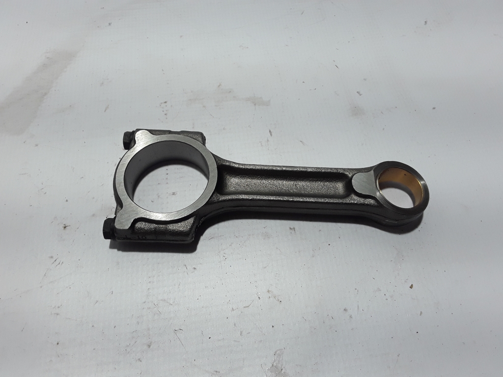 Used Dacia Sandero Connecting rod 7701475074