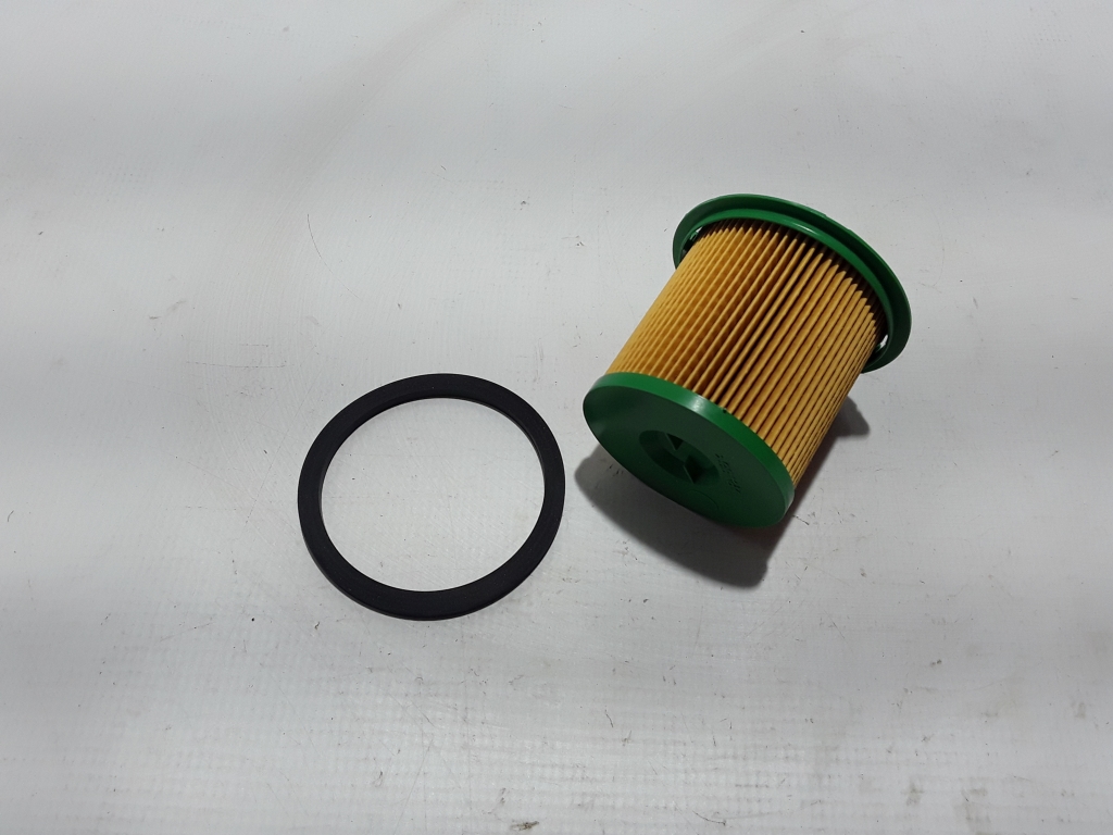 Used RENAULT Kangoo Fuel filter and its parts 7701206119
