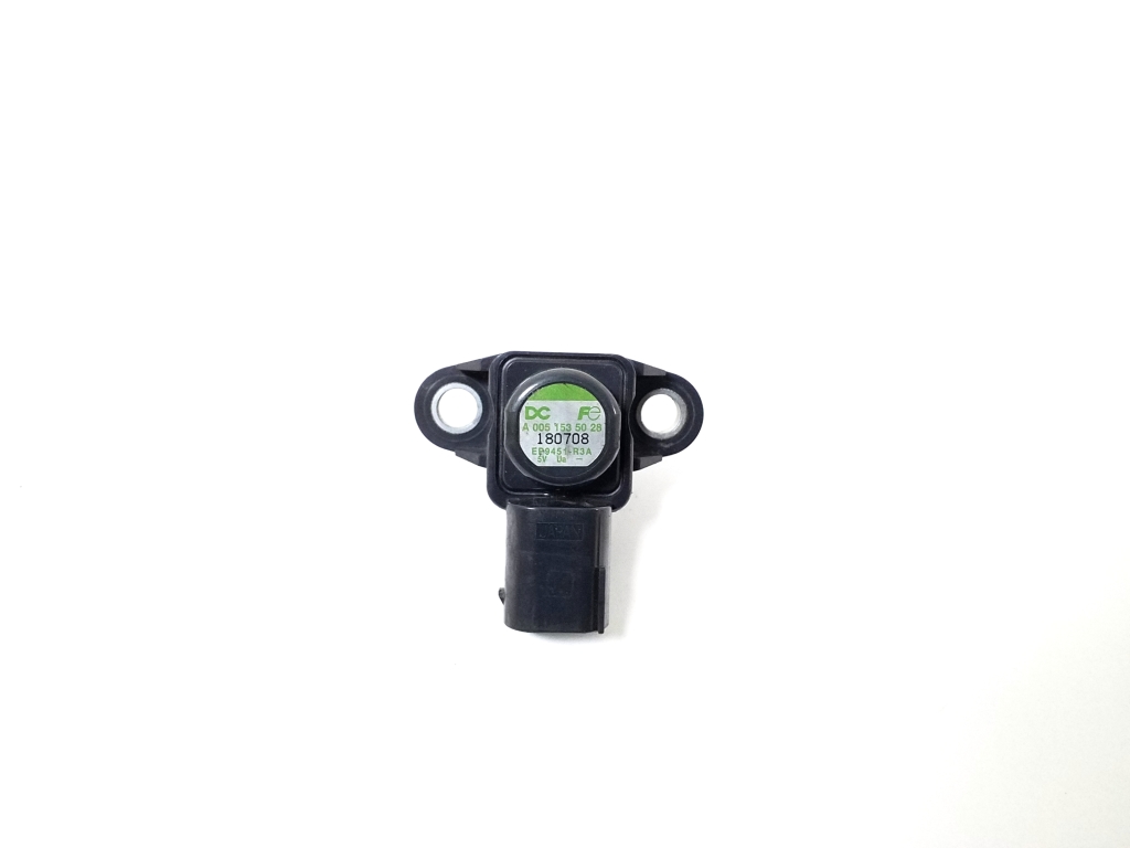 Used Mercedes Benz Vito Air pressure sensor A0051535028