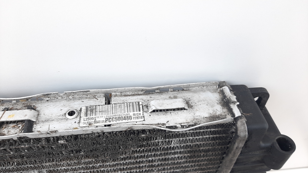 Used Land Rover Discovery Cooling radiator PCC500480