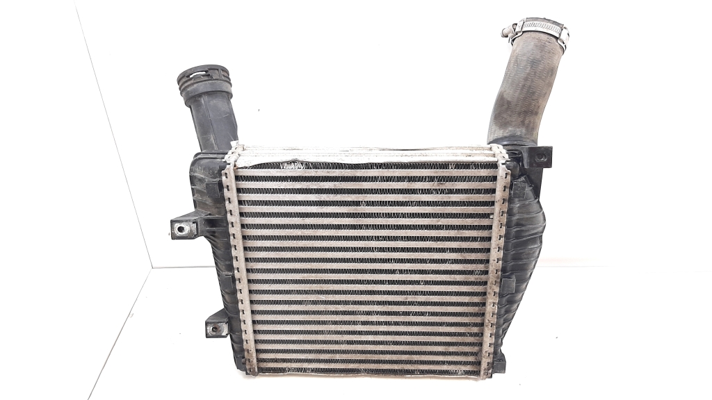 Used AUDI Q7 Intercooler radiator 7P0145804A