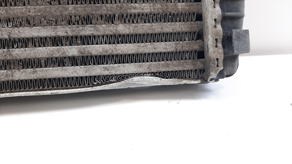 Used AUDI Q7 Intercooler radiator 7P0145804A