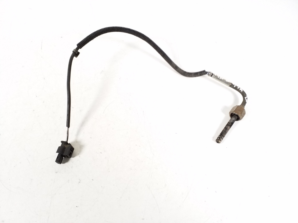 Used Mercedes Benz C-Class Muffler temperature sensor A0081532728