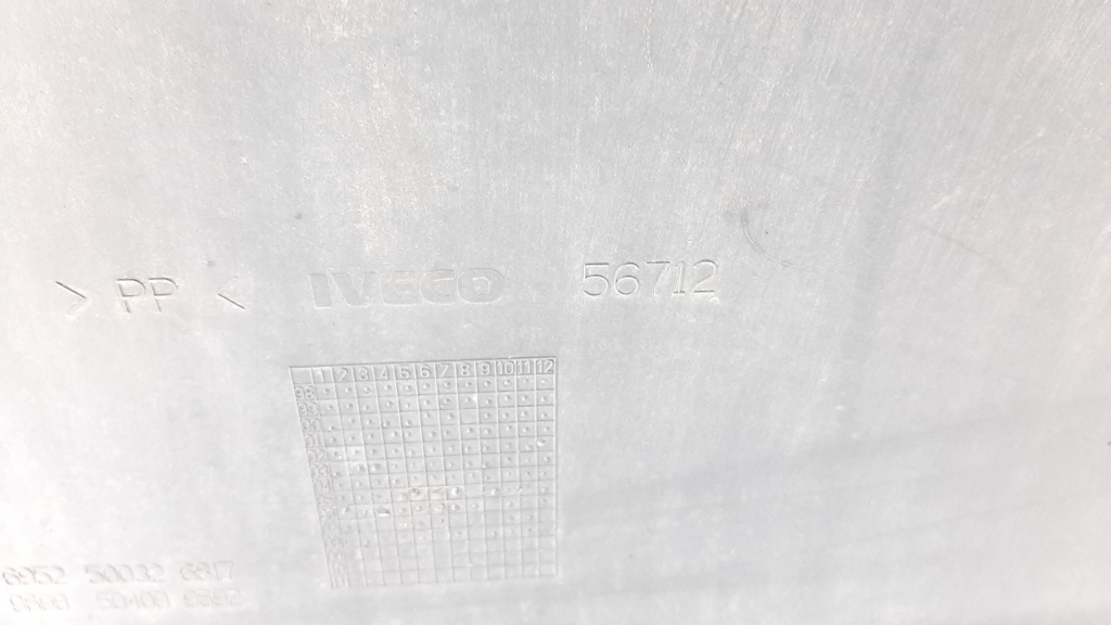 Naudotas Iveco Daily Galinių šoninių durų juosta 56712