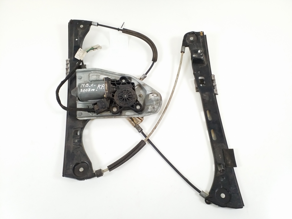 Used Mercedes Benz C-Class Front door window lifter and its parts