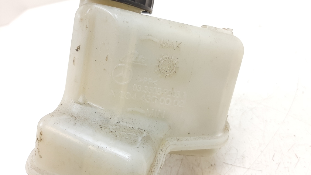 Used Mercedes Benz C-Class Master cylinder A2044300002