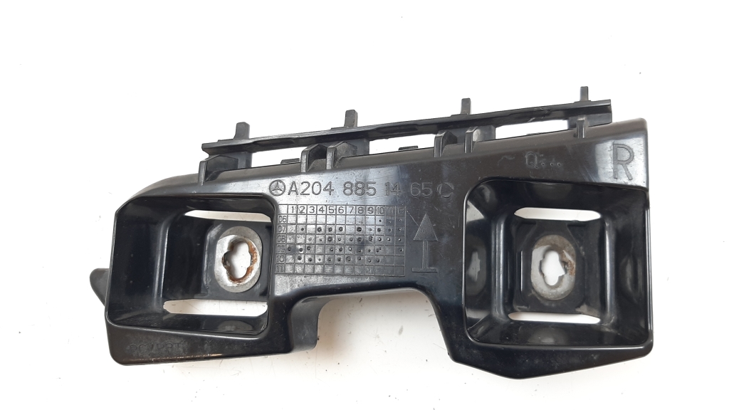 Used Mercedes Benz C-Class Rear bumper bracket A2048851465
