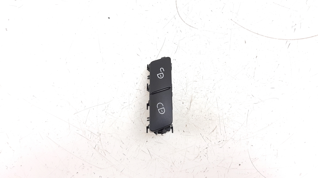 Used Mercedes Benz C-Class Door lock unlock switch A2048706410