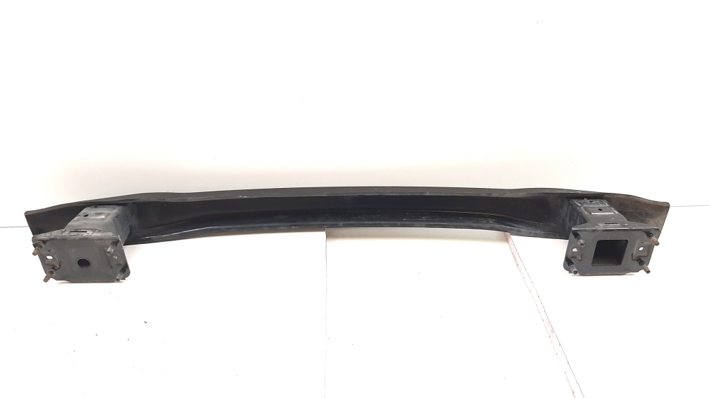 Used Mercedes Benz C-Class Rear bumper beam A2046100414