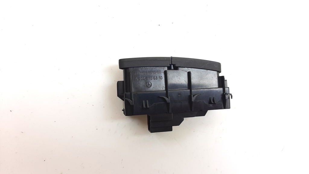 Used Mercedes Benz E-Class Door lock unlock switch A2048706310