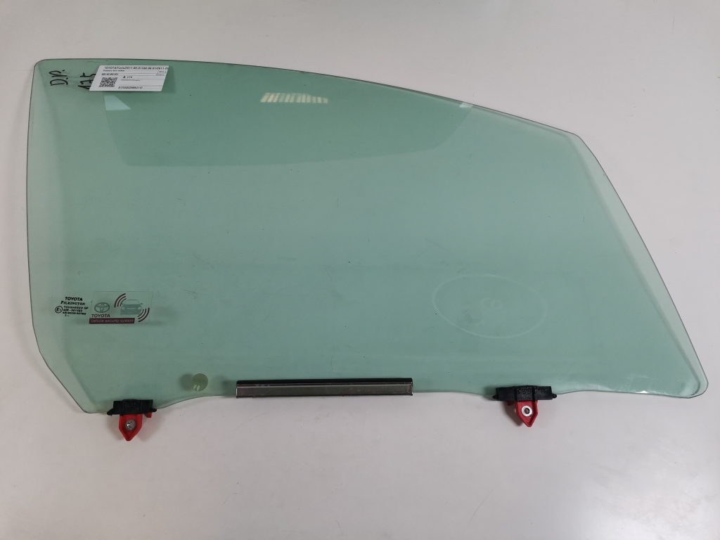 TOYOTA YARIS (_P13_) (2010-present) Front Right Door Glass 68110-0D191 ...