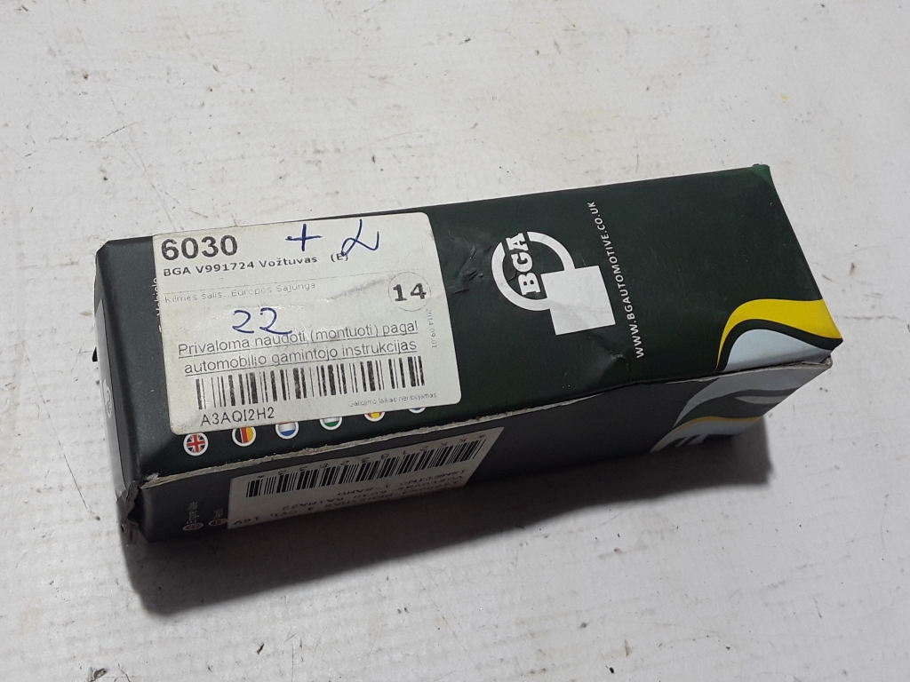 Used RENAULT Megane Exhaust valve 7701473355