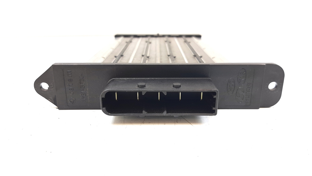 Used Kia ceed Interior shoulder radiator 07t284m0011