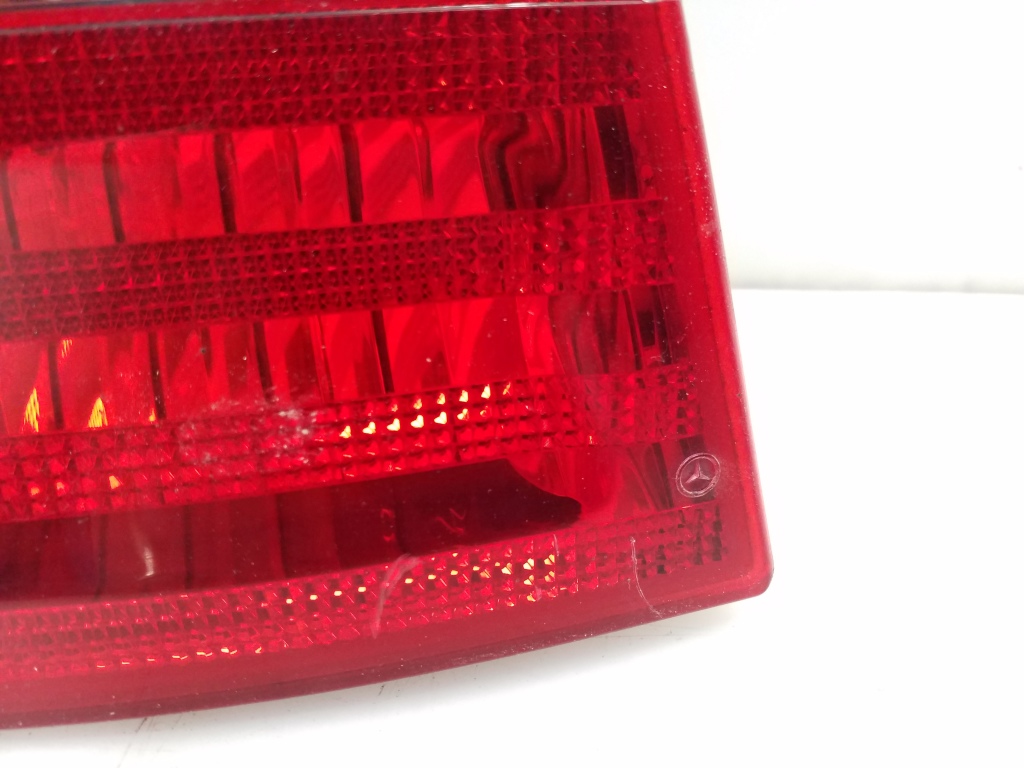 Used Mercedes Benz B-Class Rear corner lamp and its details