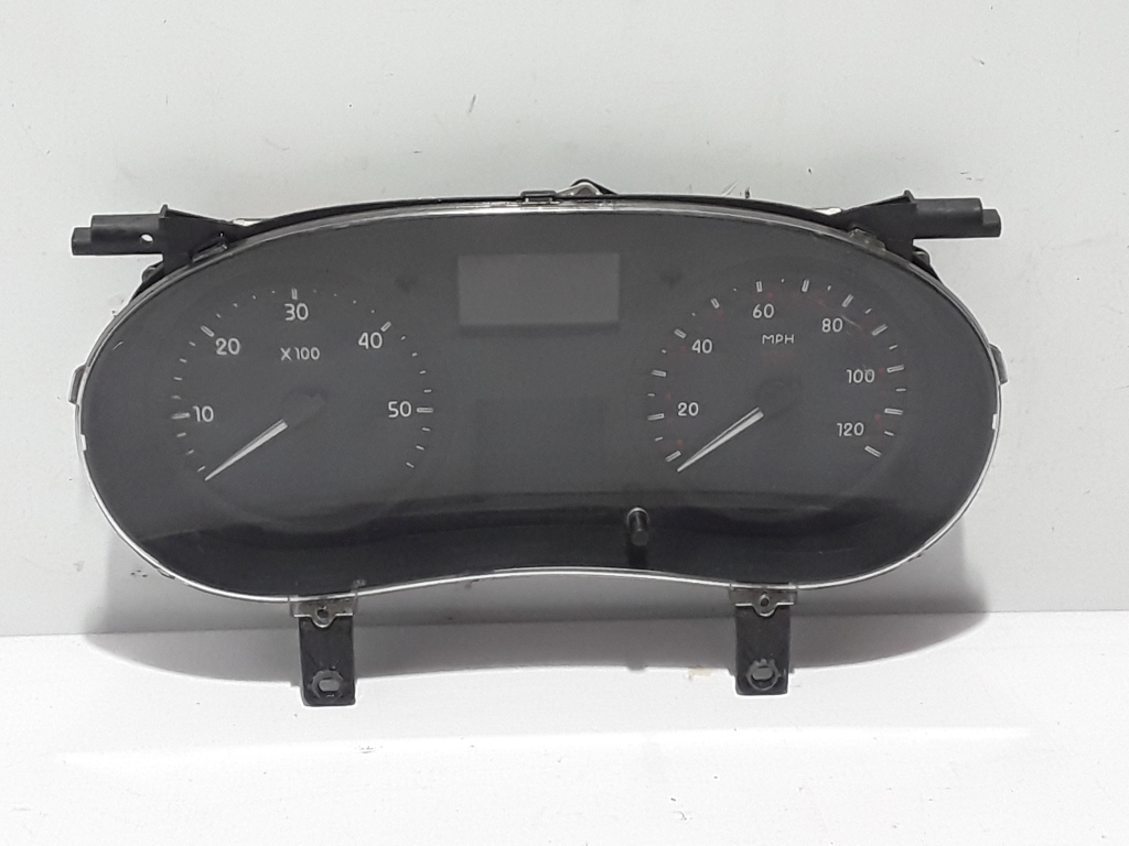 Used RENAULT Master Dashboard 8200360575