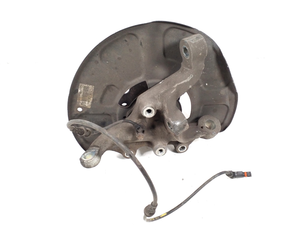 Used Mercedes Benz E-Class Hub front A2123322301