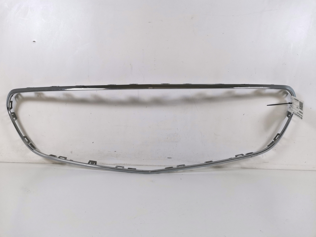 Used Mercedes Benz E-Class Front grille trim A2138850200