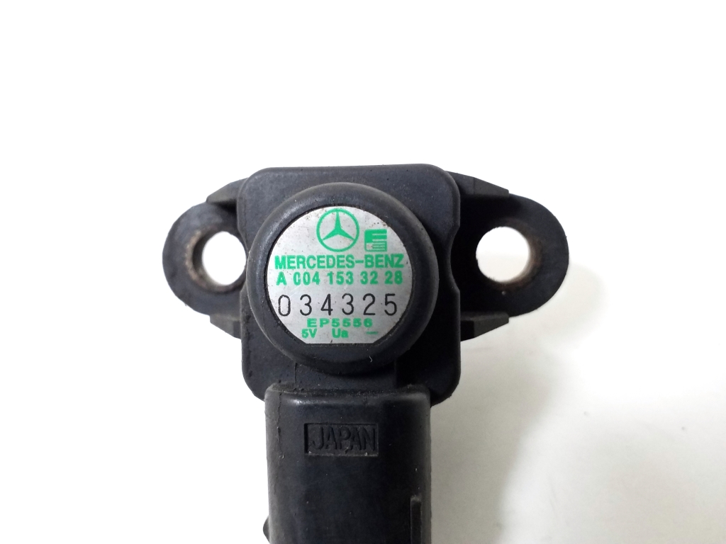 Used Mercedes Benz Vito Air pressure sensor A0041533228