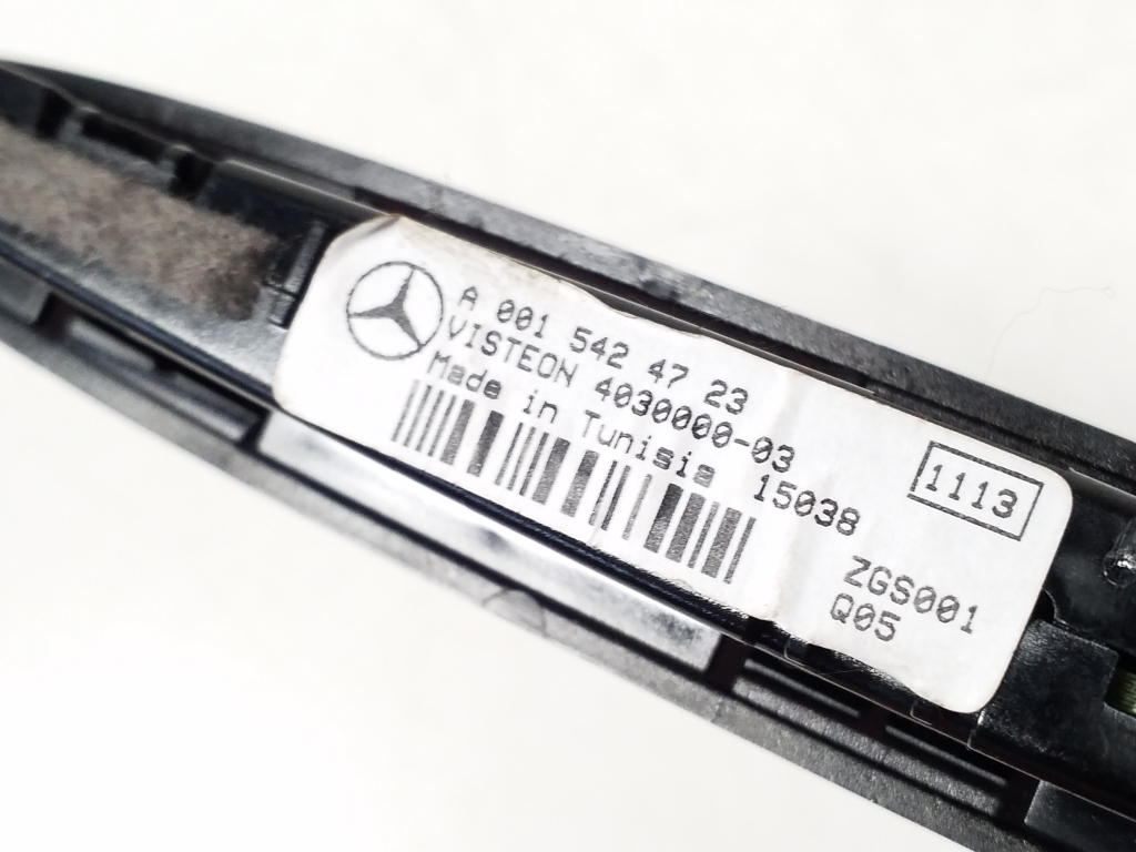 Used Mercedes Benz E-Class Parking system display A0015424723